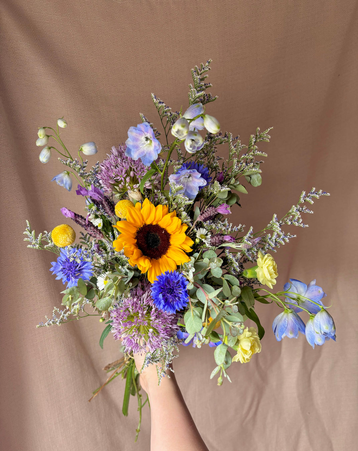 The Eclipse Bouquet – Aura & Soul Floral Studio